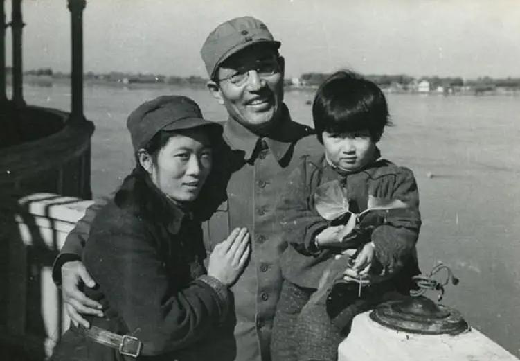 During the War of Liberation, both the Kuomintang and the Communist ...