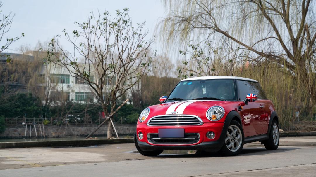 FWD isn't fun? Buy an R56 MINI with pocket money to reshape the driving ...