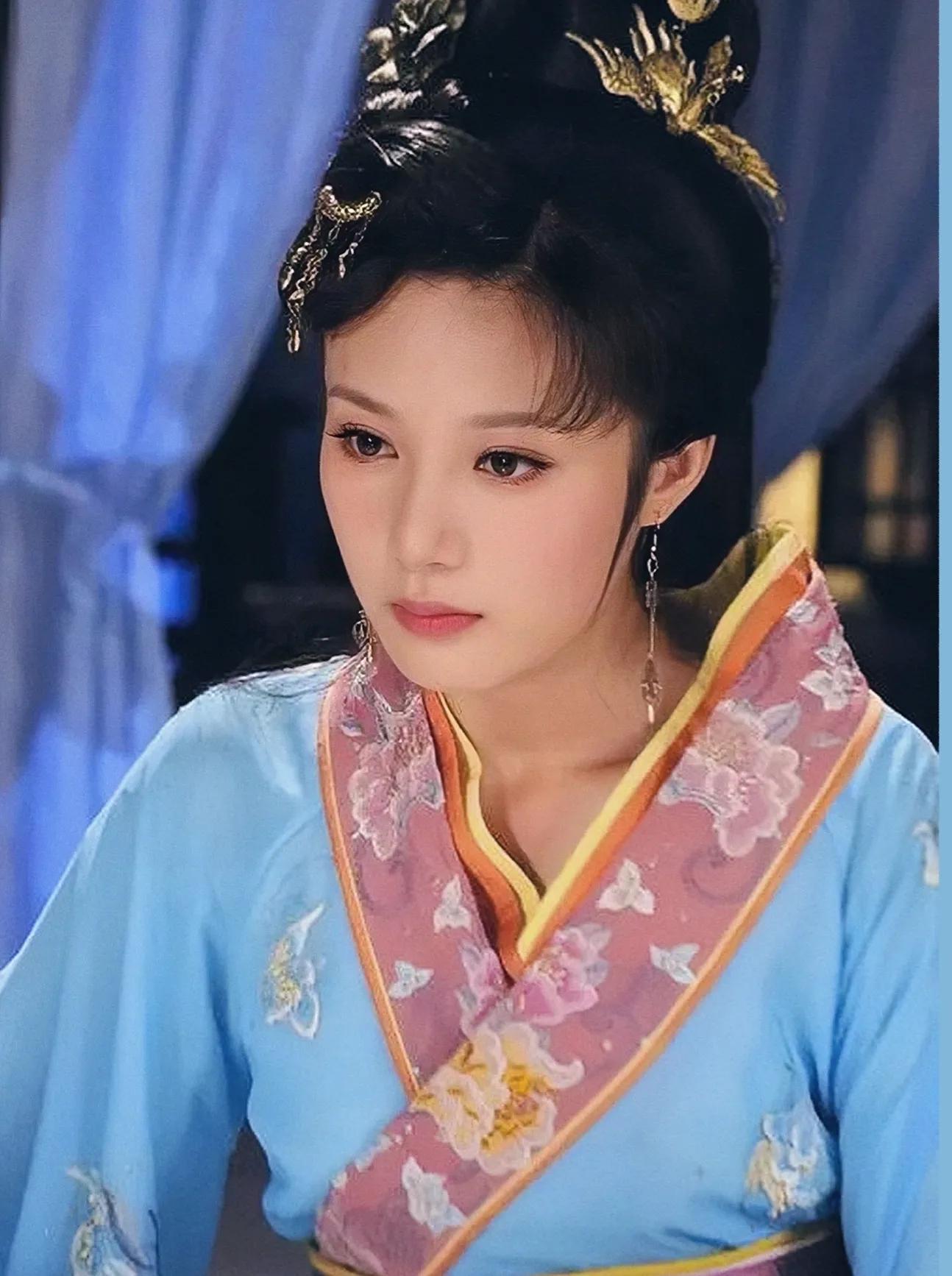 Sharing of Beauty in Ancient Costumes——Wu Jingjing's Xi Shi's Wardrobe ...