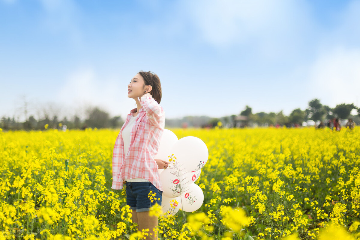 Selected Poems of Liyue (3) Ju Dengde Xu Ruyu Guo Hai Zheng Keer Jin ...