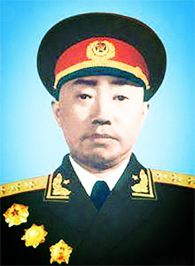 General Peng Shaohui with a broken arm was unyielding in the special ...