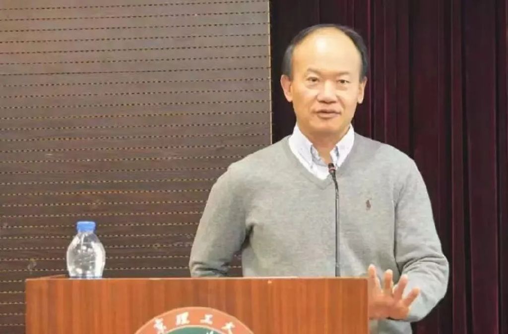 How did "the most valuable Chinese professor" become? - iNEWS