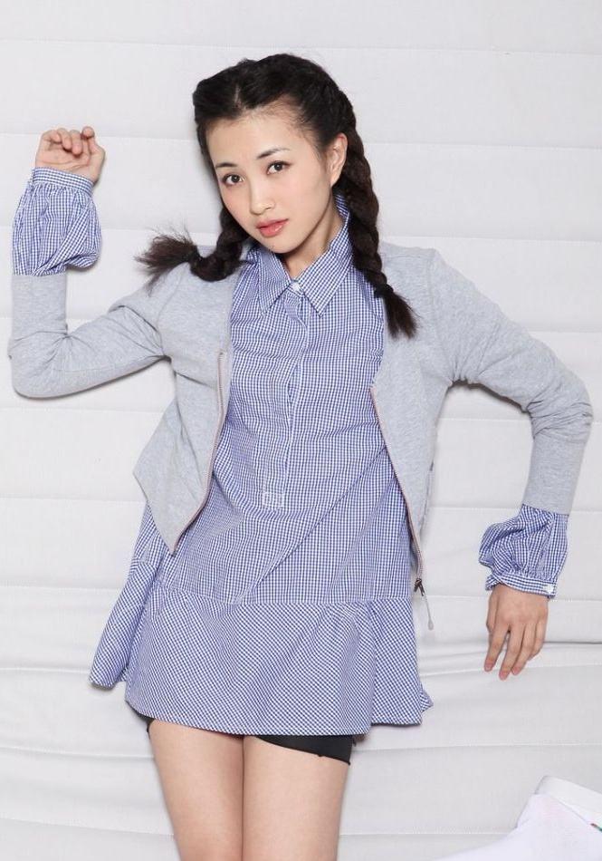 Bao Wenjing, sexy and charming photo - iNEWS