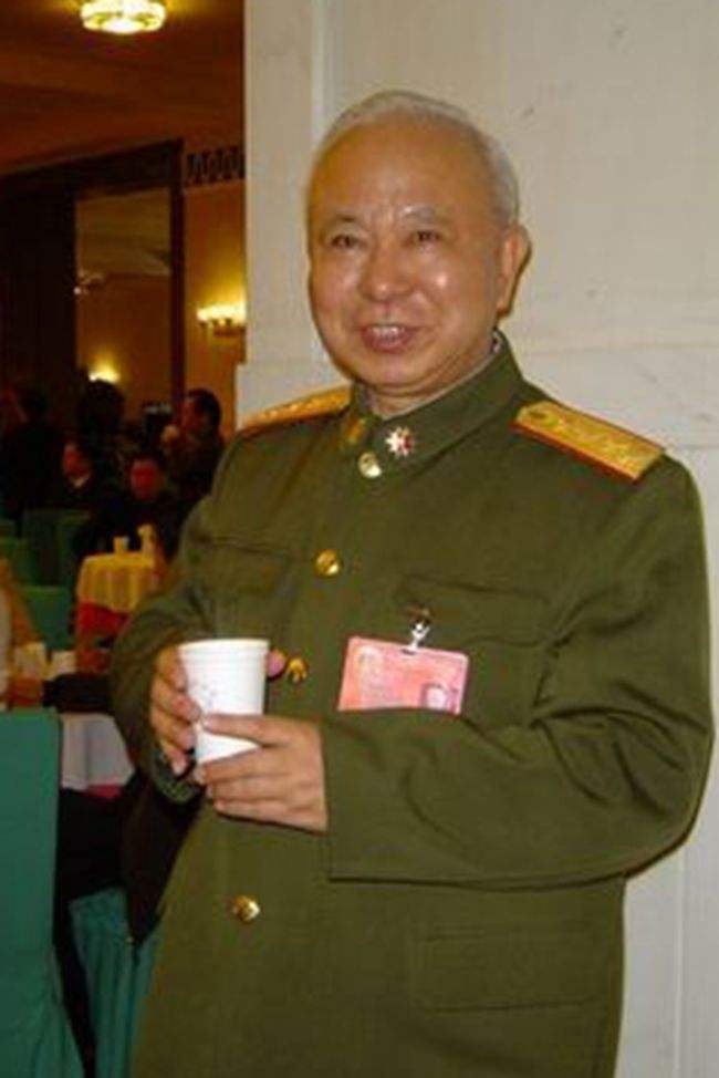 In 1995, Kui Fulin stepped down as the commander of the Chengdu ...