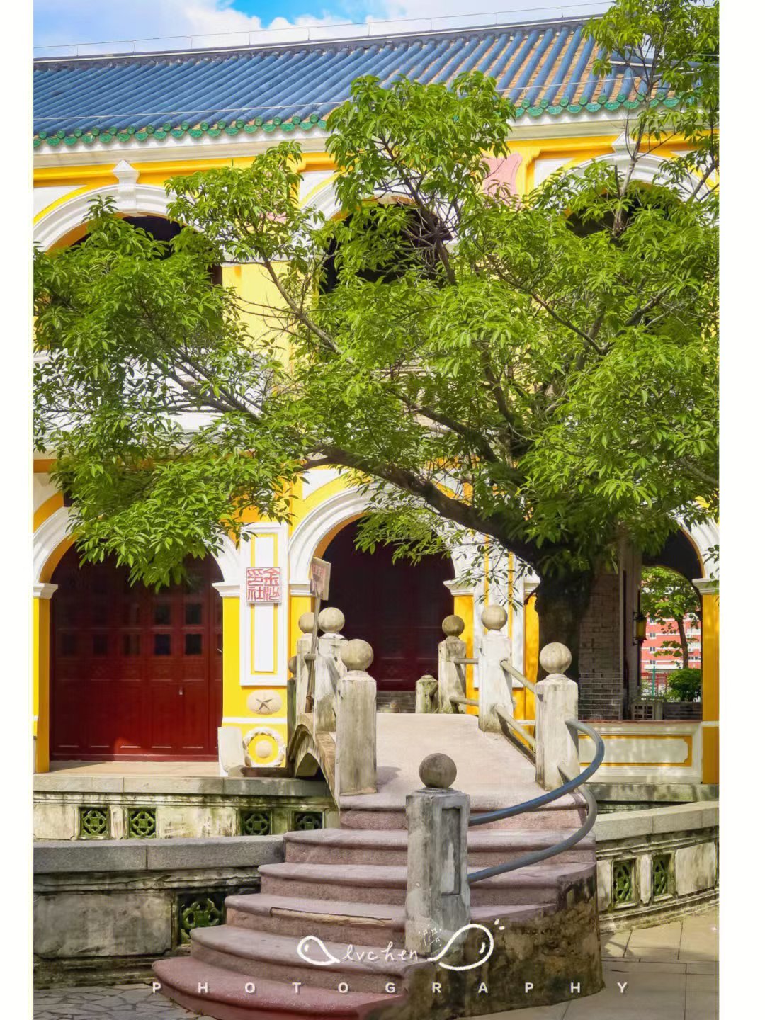 Guangzhou travel must punch 8 small yellow buildings of the Republic of ...