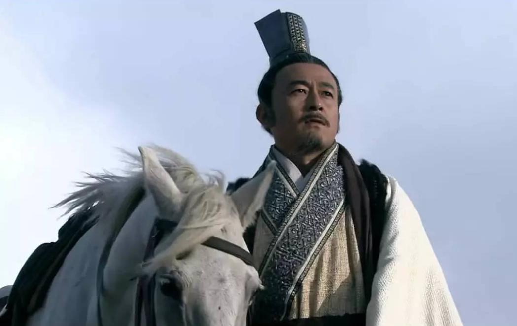 What is the relationship between the duties of officials in the Qin and ...