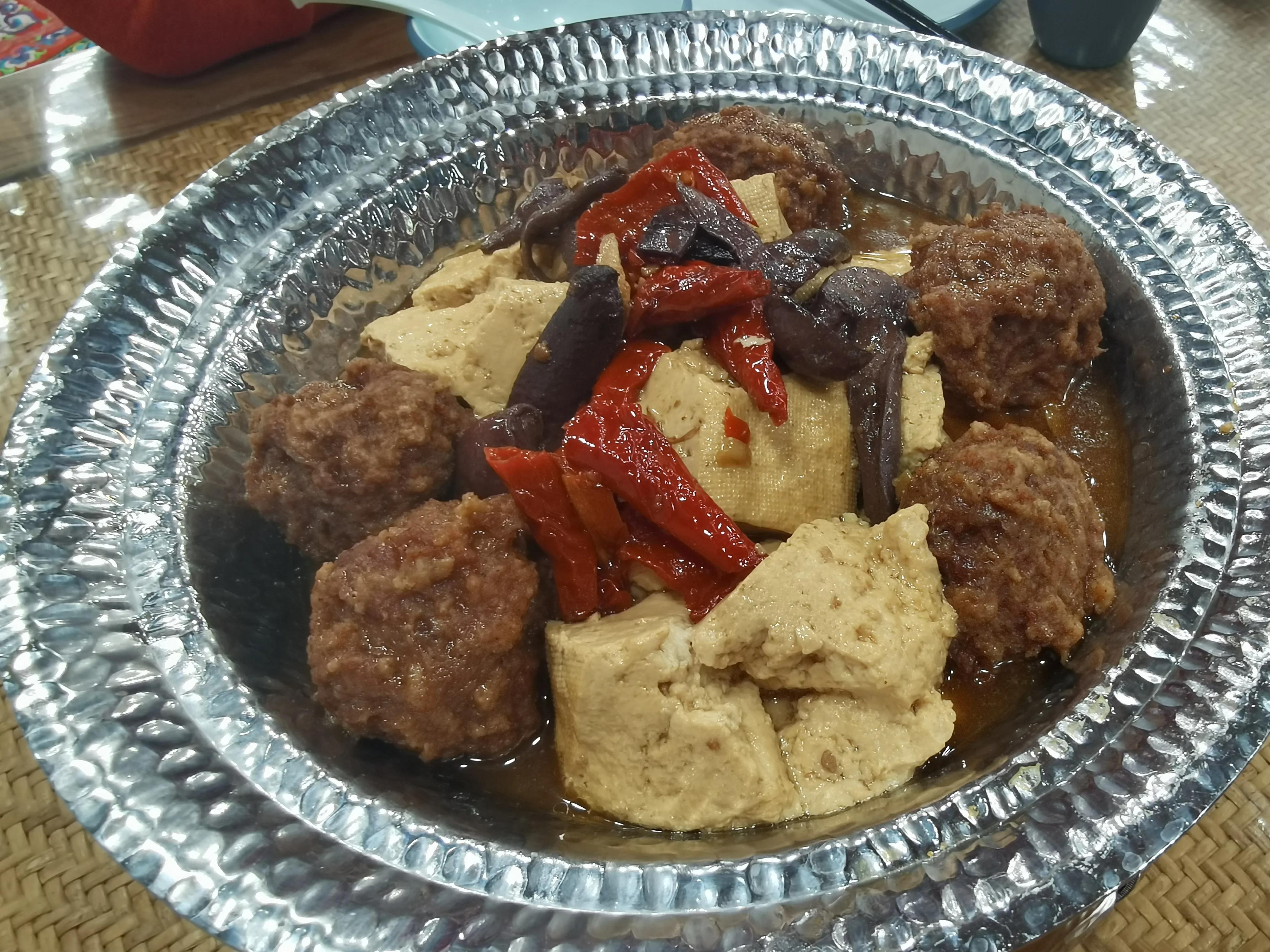 Eating delicious food in Chengde (2) - iNEWS