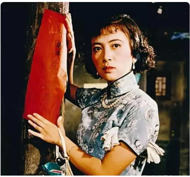 Memories of the 22 Great Movie Stars in New China - Cui Wei - iNEWS