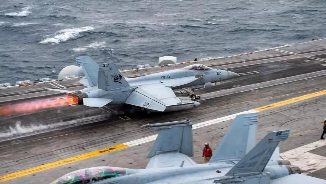 The status quo of the US aircraft carrier is worrying! The supremacy of ...