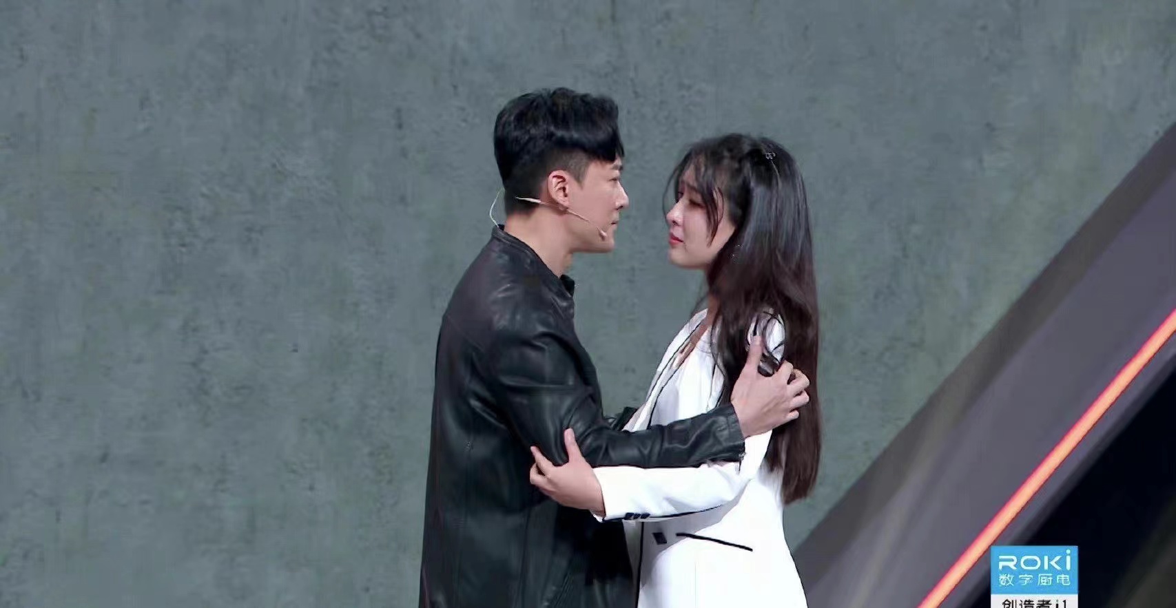 Classic Memories Revisited!Lin Feng performed "The Apostle Walker" live ...