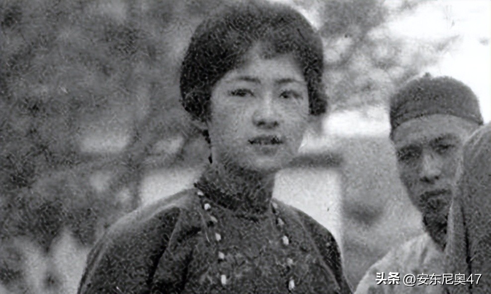 Lin Huiyin, who is famous for her beauty, used a computer to restore ...