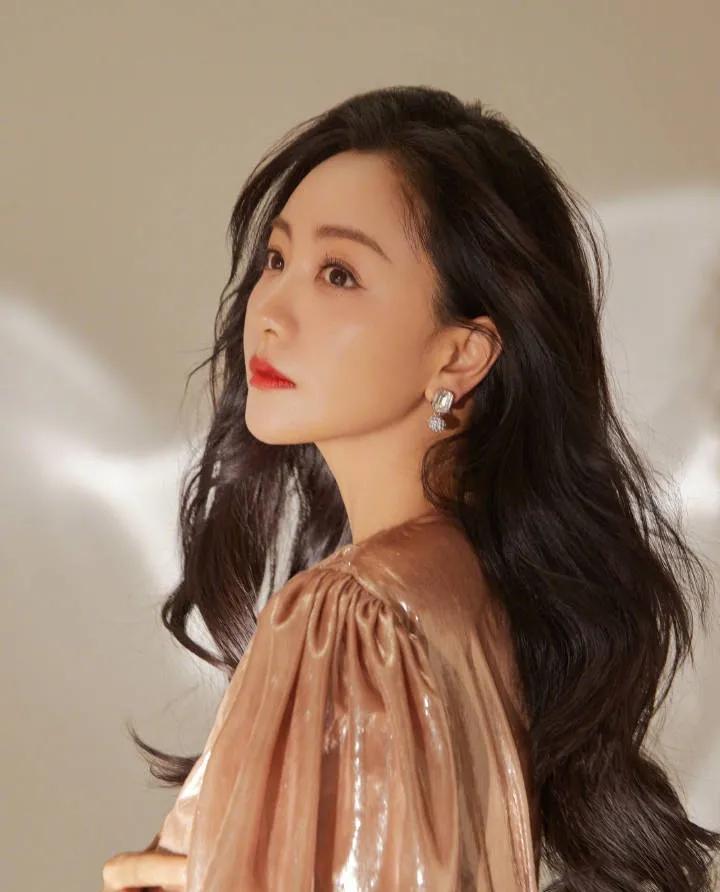 Who can heal the trauma of Yang Rong, the "Millennium Female Match ...