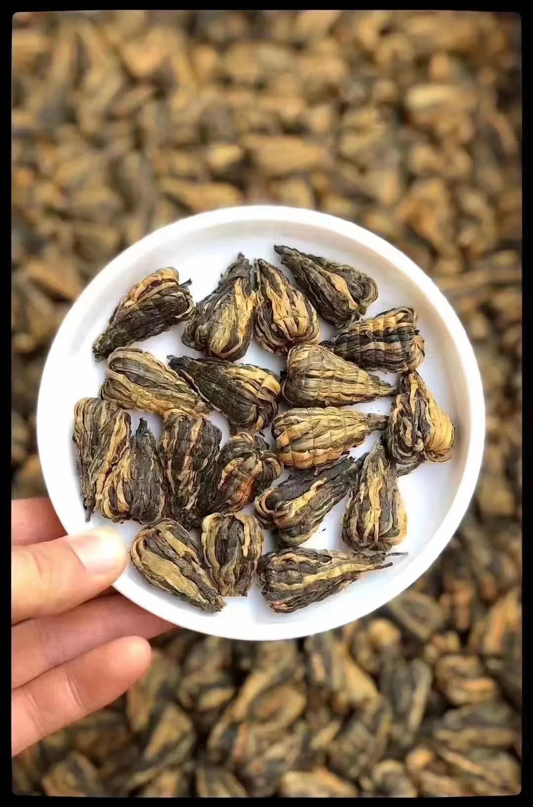 Dr. Tea House Pagoda Tea is hand-kneaded - iMedia