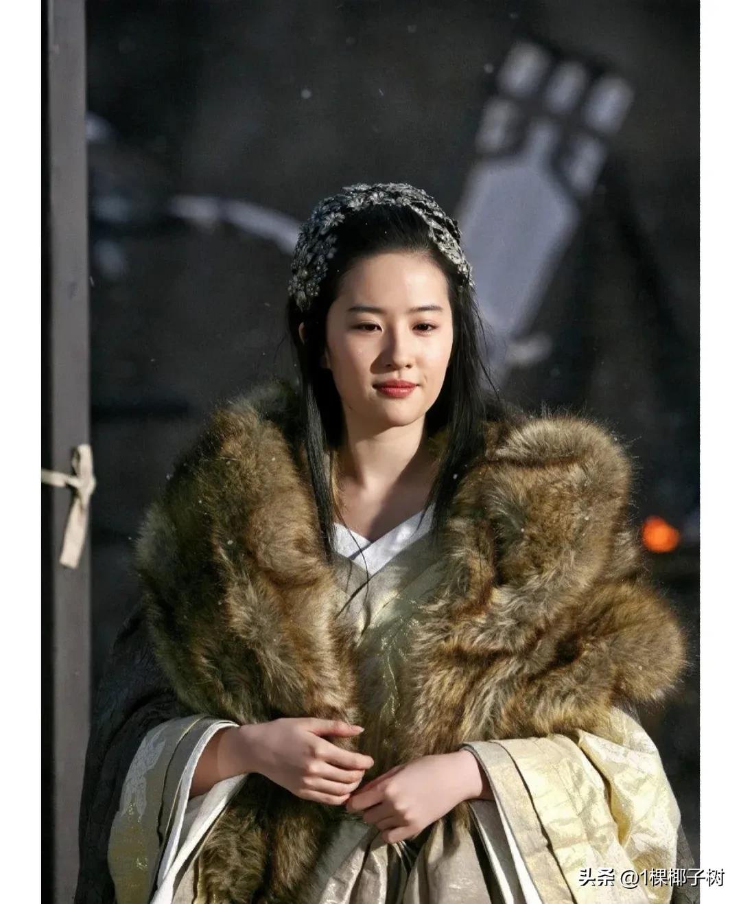 Liu Yifei's ancient costume in the legend of Hongmen Banquet, playing ...