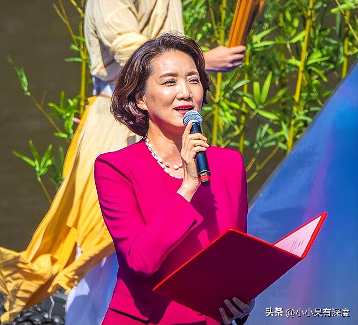 A recent photo of 60-year-old CCTV anchor Li Xiuping, netizen: Li ...