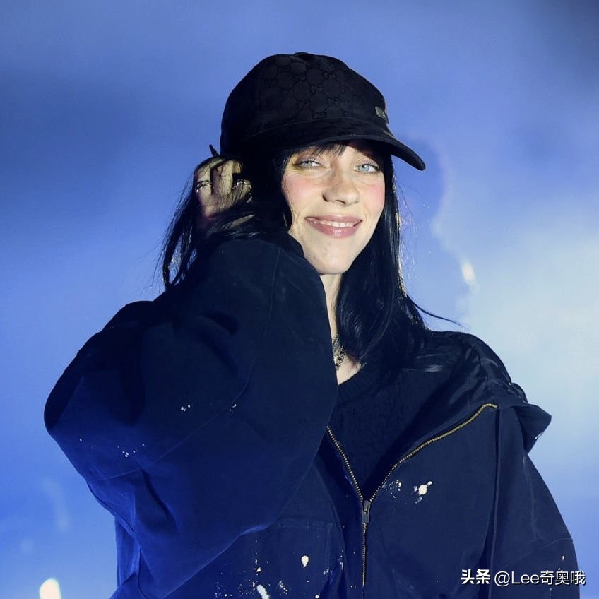 Fenmo and Wang Jiaer are the top singers of the Coachella Music ...