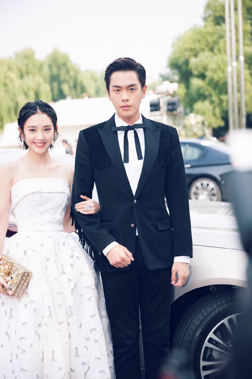 Tang Yixin and Zhang Ruoyun fell in love because of a car crash, and they paid 140 million for ...