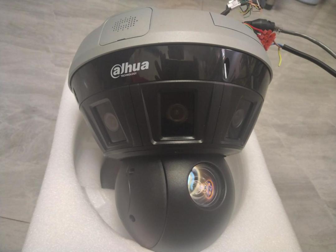 Measured Dahua 12 million 270 ° mini Hubble watcher network camera - iNEWS