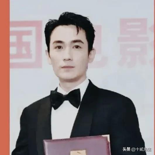 All 15 judges of the 35th Golden Rooster Awards voted for Zhu Yilong ...