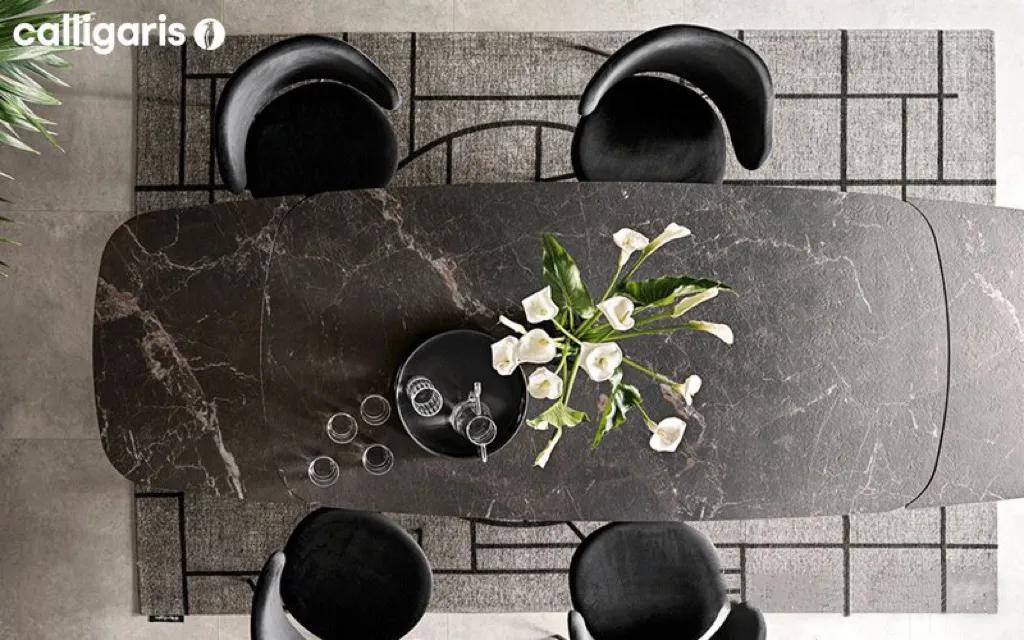 What kind of dining table is good for a small apartment? These tables ...