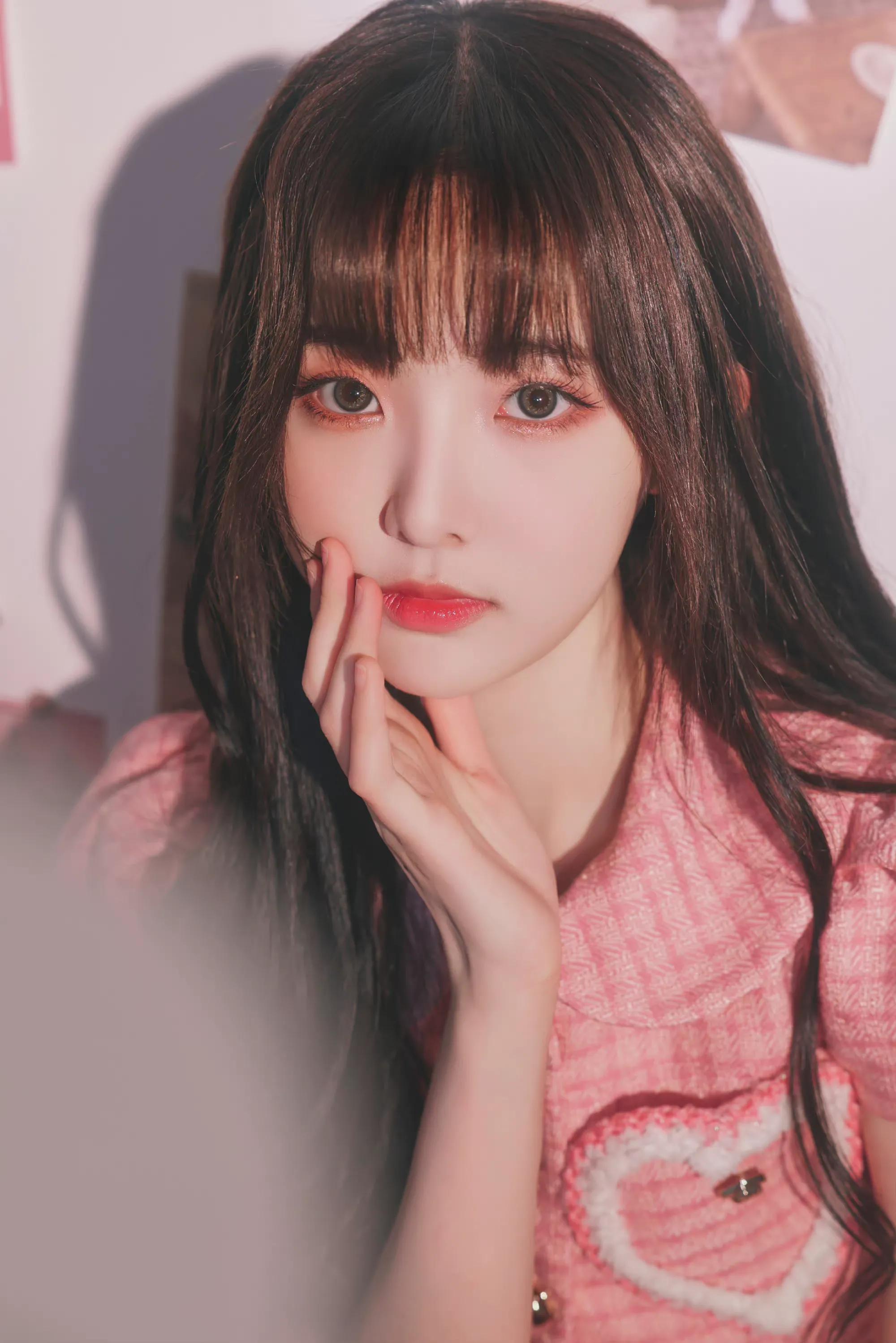 Beautiful picture of Zheng Naixin - iNEWS