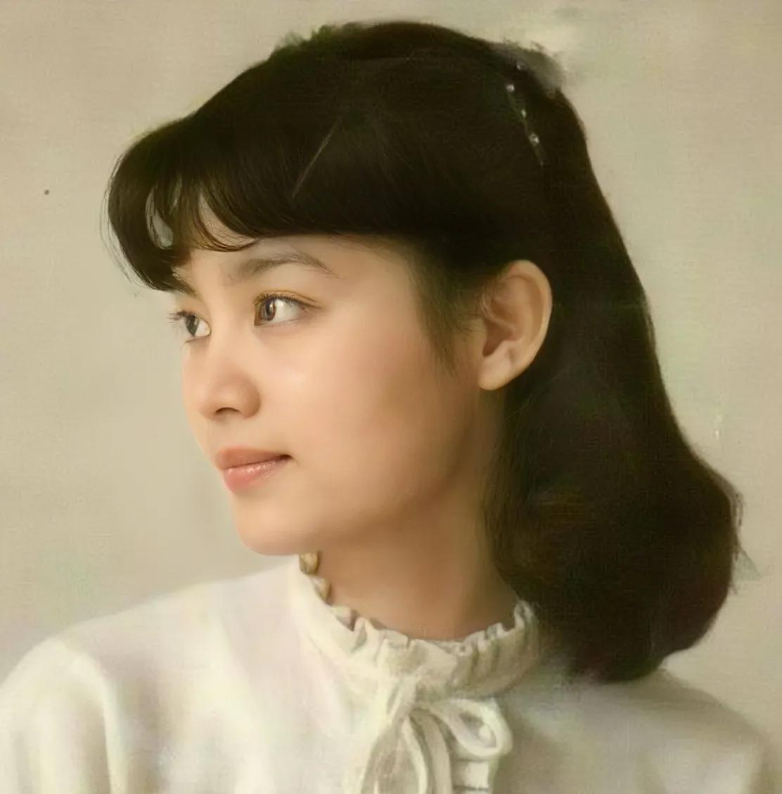 Pan Hong: In the first half of his life, he was successful and famous ...