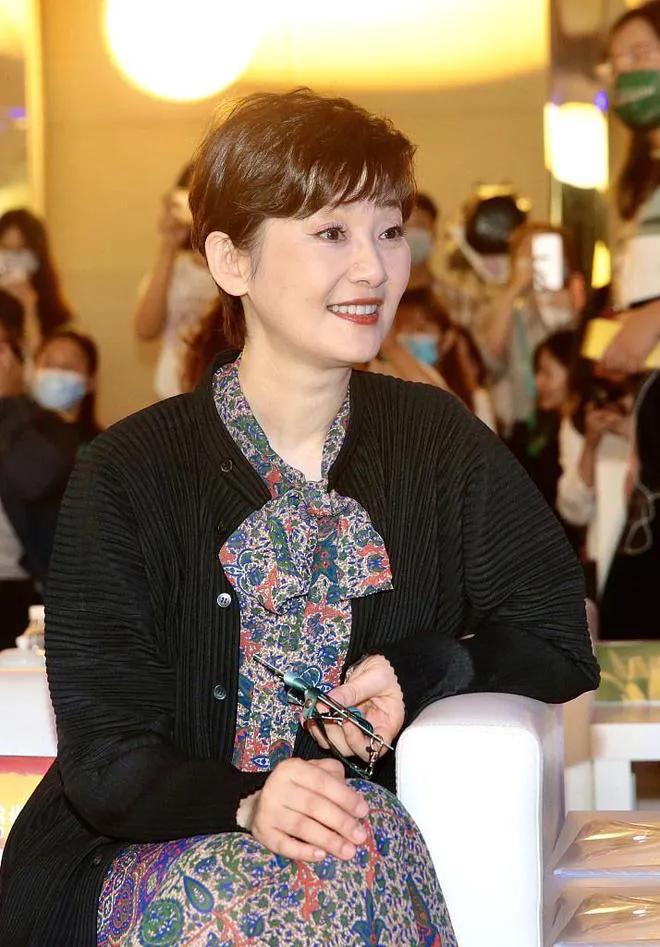 Xu Fan: My family is a man, so I don't suffer! - iNEWS