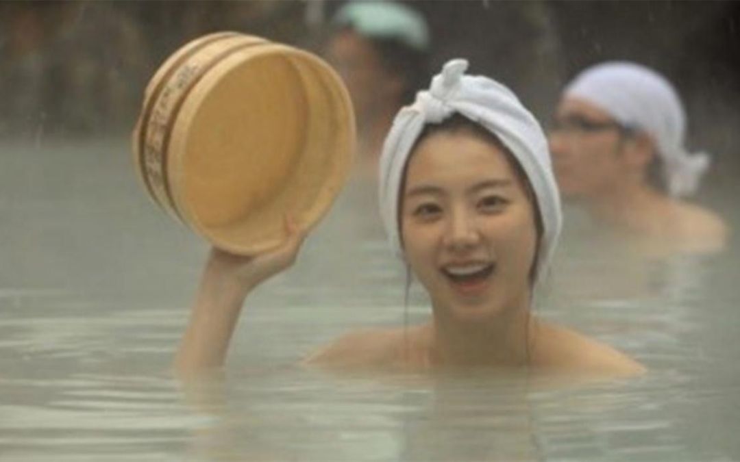 Talking about Japanese mixed bathing culture: "Furoya" Japanese men and ...
