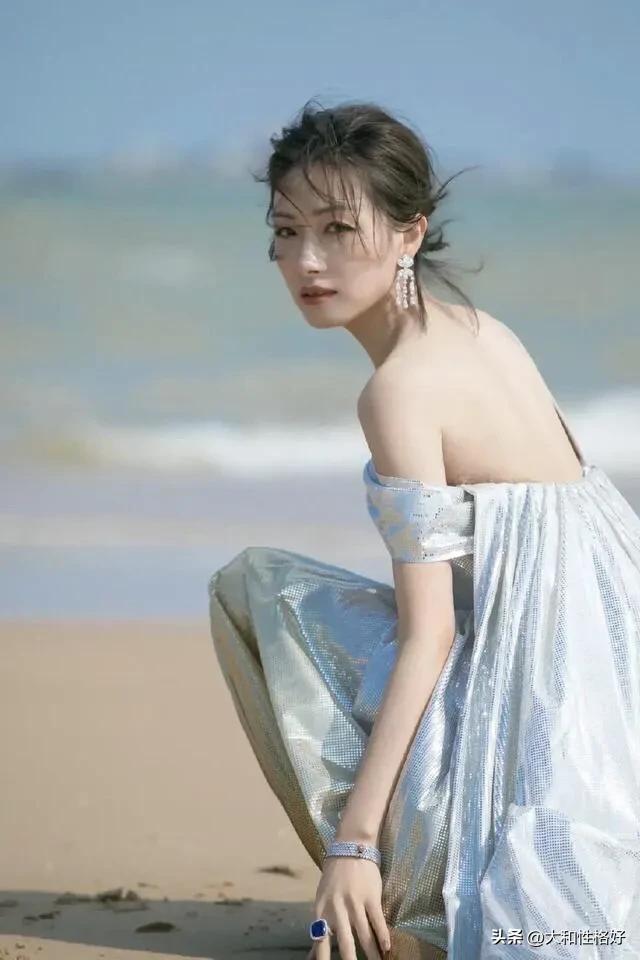 Wanqian-first-class temperament and beauty coexist!It's really eye ...