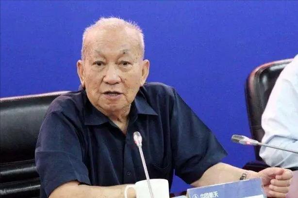 Tsinghua genius Lin Ye: Regardless of the safety of the country, he ...