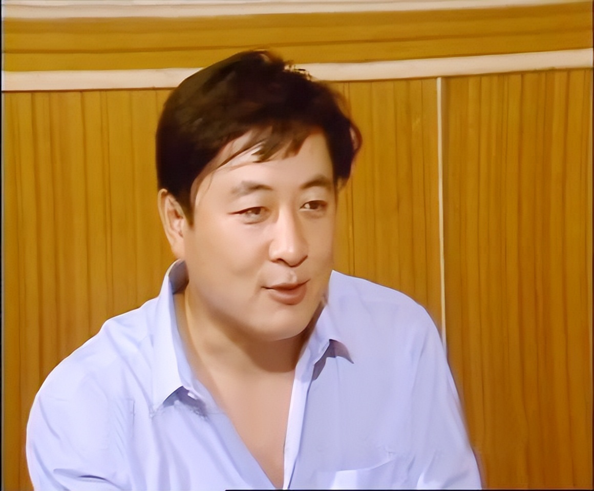 Famous actor Liu Bin: After three marriages and three divorces, how does he treat his three ...
