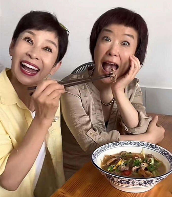 "Zhengda Variety Show" host reunion! Big changes before the age of 59 ...