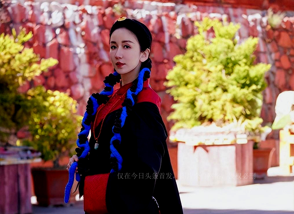 Faces collapsed after plastic surgery, but miraculously recovered. From ...