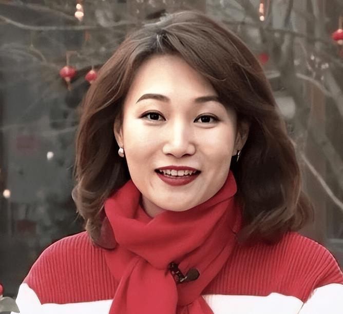 CCTV hosts Li Zimeng and Cui Zhigang had a "spark", and many netizens ...