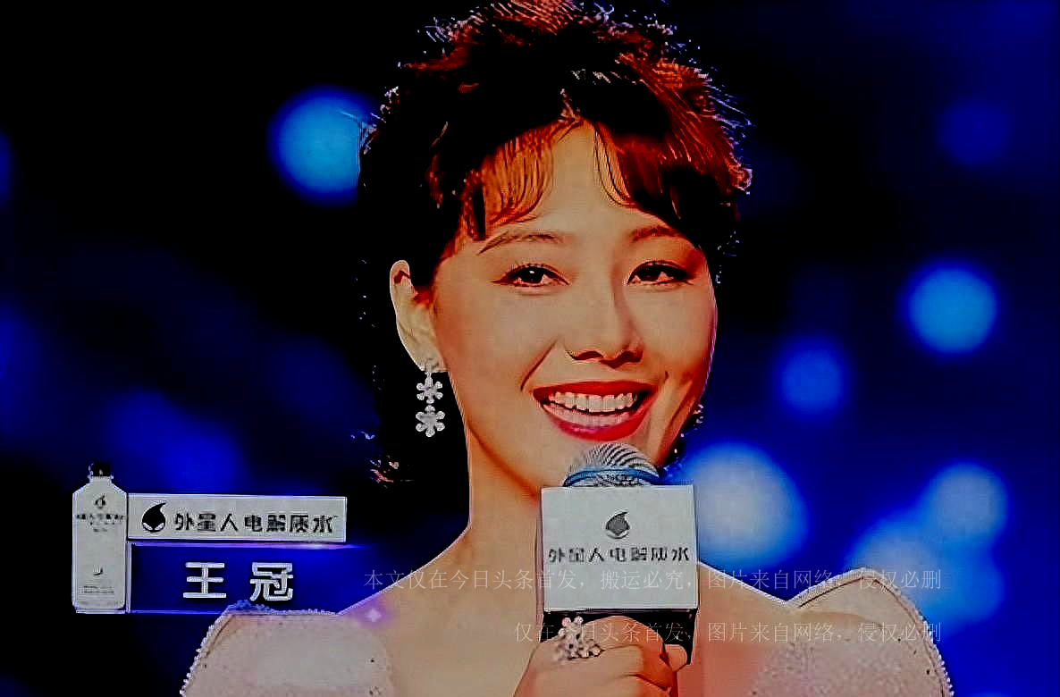 Oriental TV host Lin Hai and Chen Chen officially took over, and Feng ...