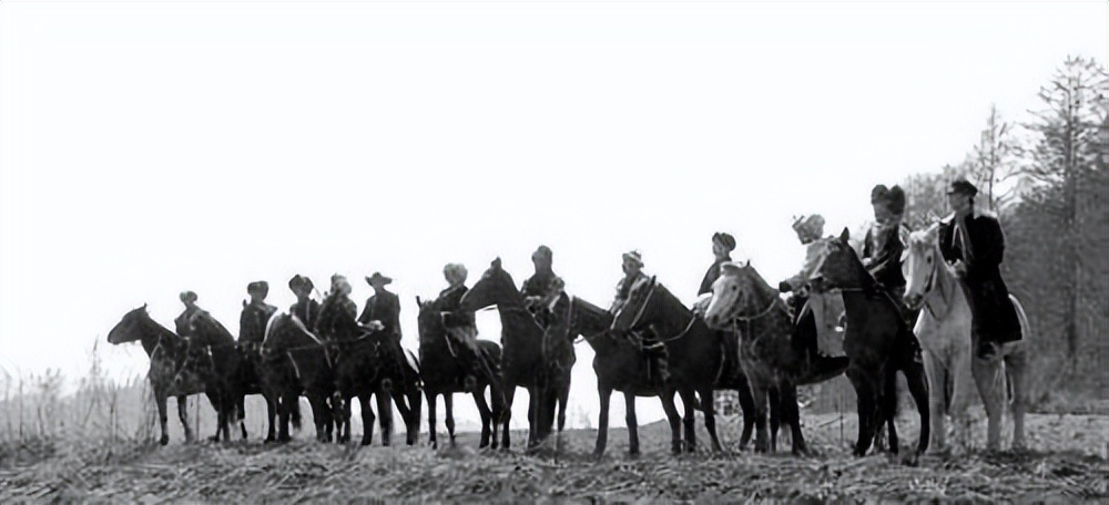 False hero kills brutally, but escapes for 18 years, only because of ...