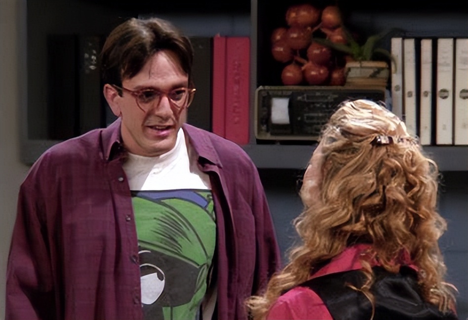 Friends: Ta-da! How does the plot twist and turn, addictive, and keep ...