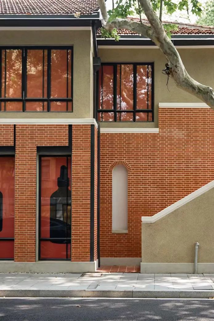 Aesop's first store in mainland China is located on Dongping Road ...