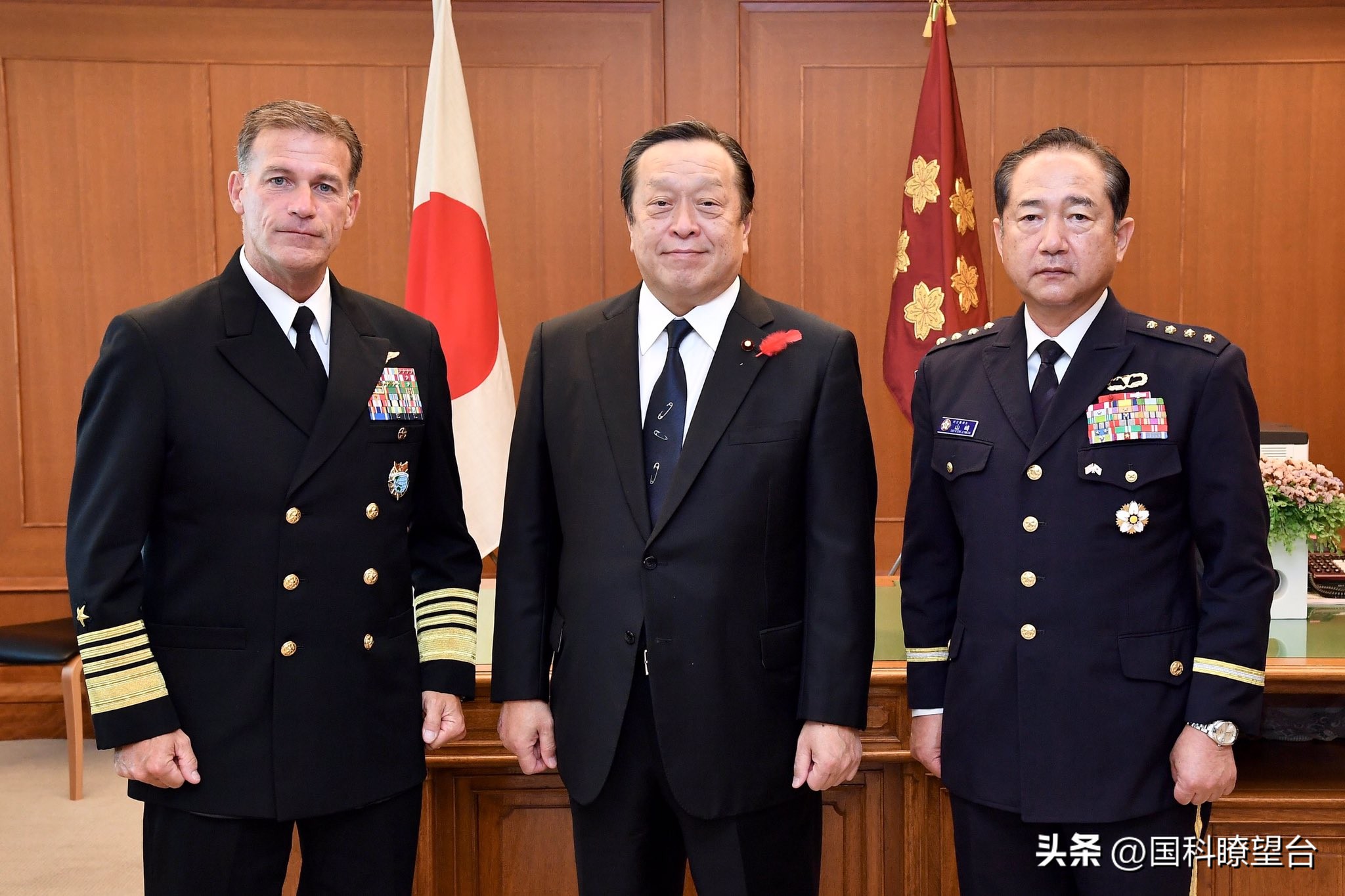 Admirals of the United States and Japan arrived in Tokyo urgently, and ...