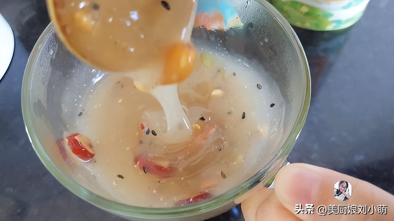 Don't eat lotus root starch all the time, it's more delicious when ...