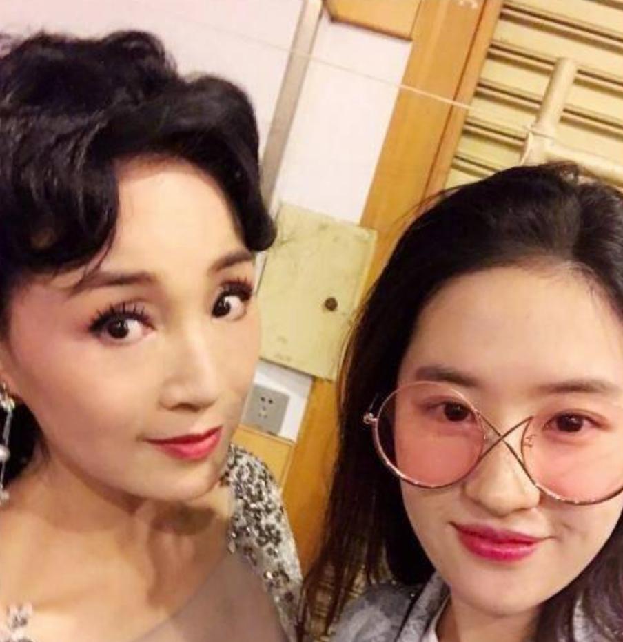 Looking at Liu Xiaoli 16 years later, she gave up her career and ...