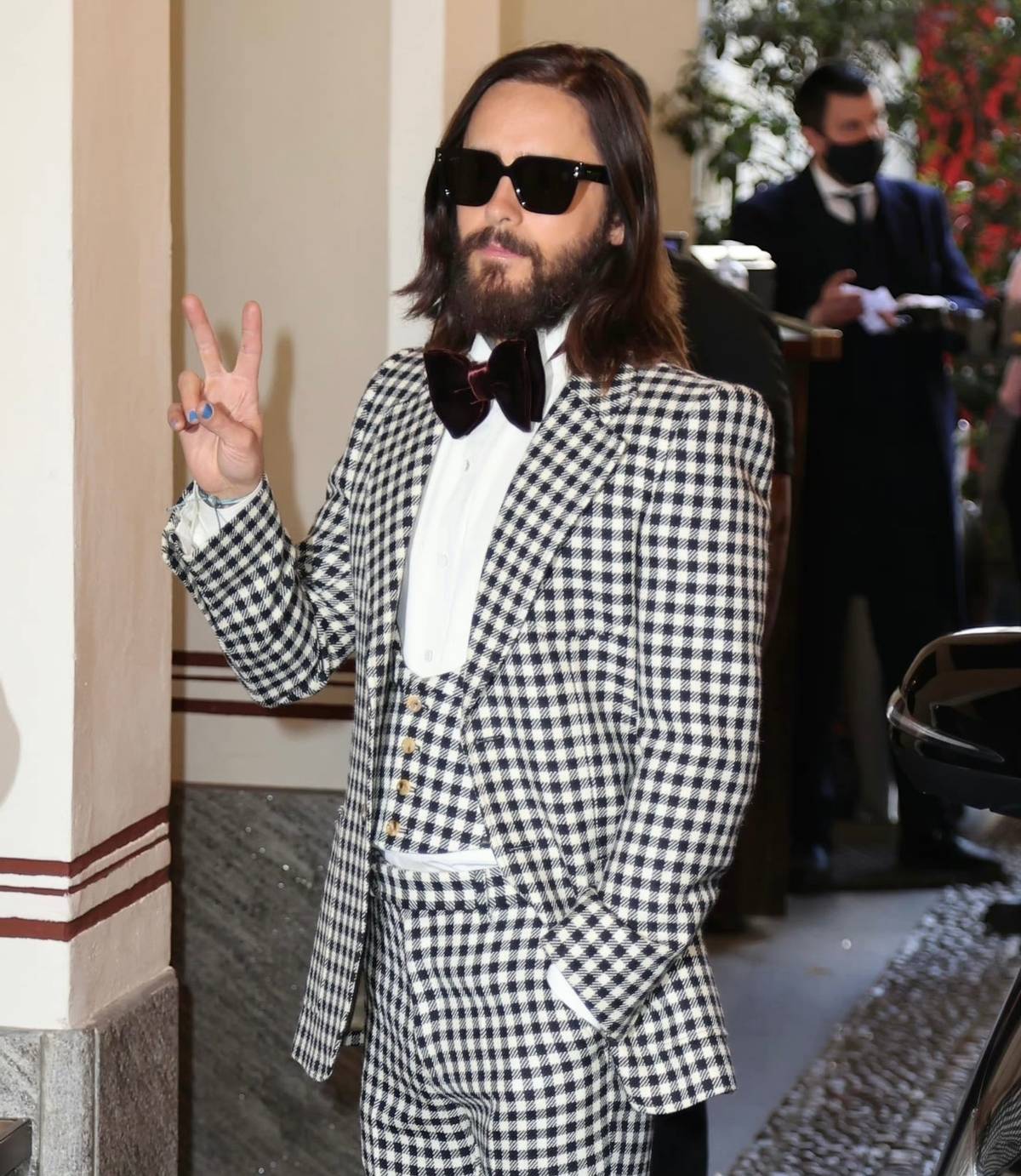 Master Leto, 50, showed up at Fashion Week in a plaid suit, wearing ...