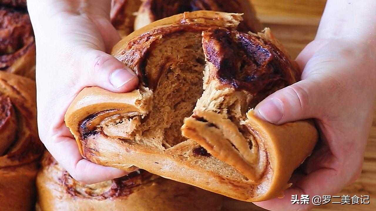 Big brown sugar steamed buns that can be made with flour at home ...