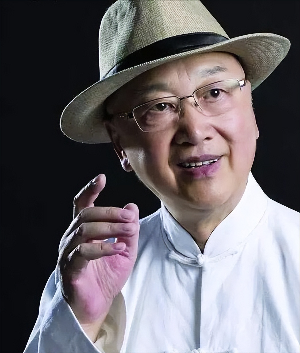 Dubbing master Qiao Zhen: Suffered from cancer three times, suffered ...