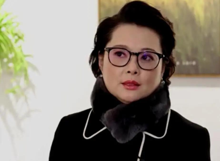 This time the red carpet showed Yuan Li's "absurdity" to the fullest ...