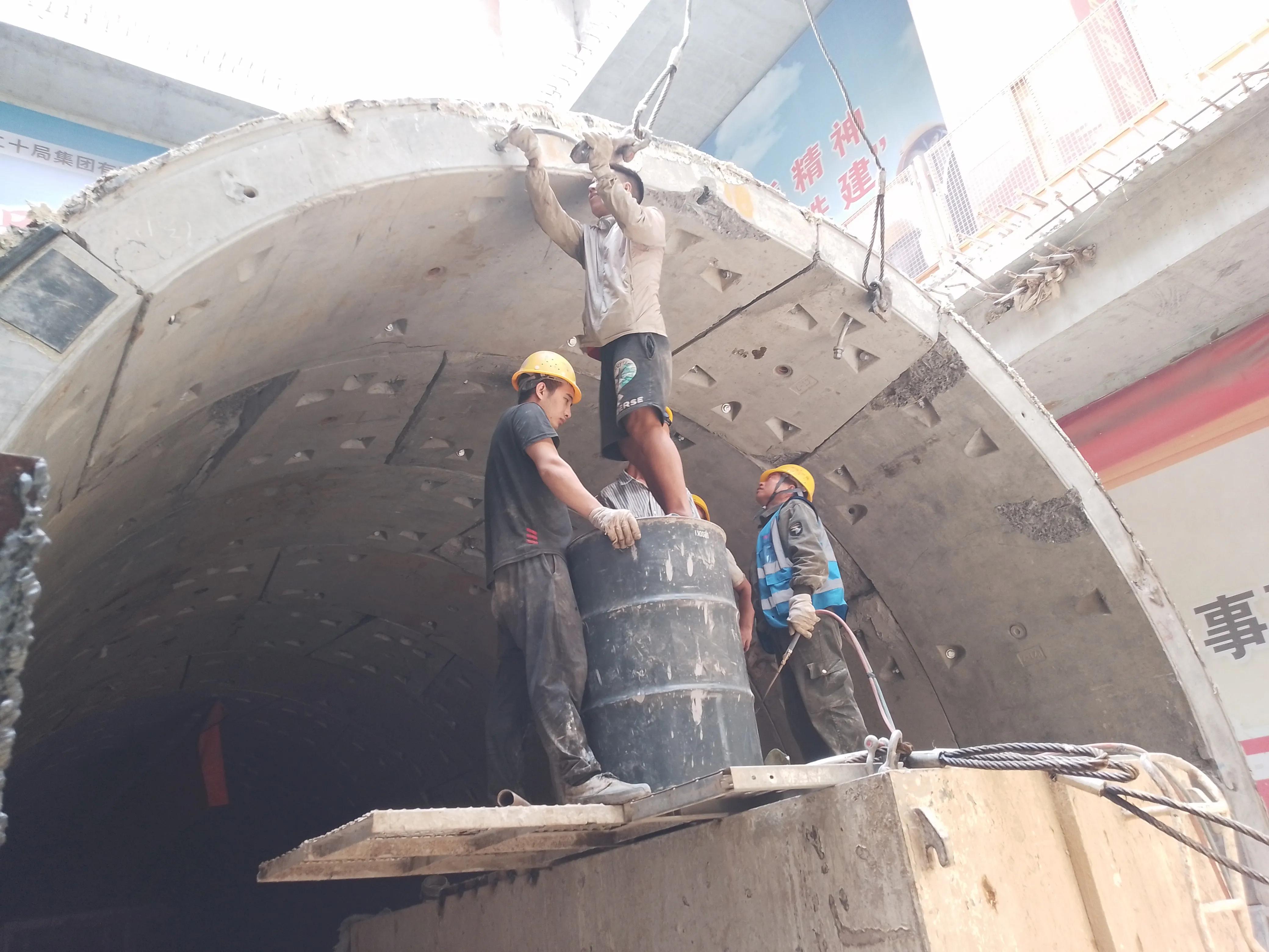 young Tashi Dejie - iNEWS