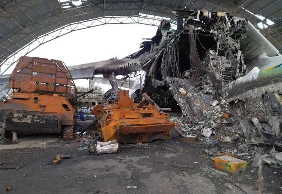 Ukraine destroys the new Russian radio jammer, which looks like a tent ...