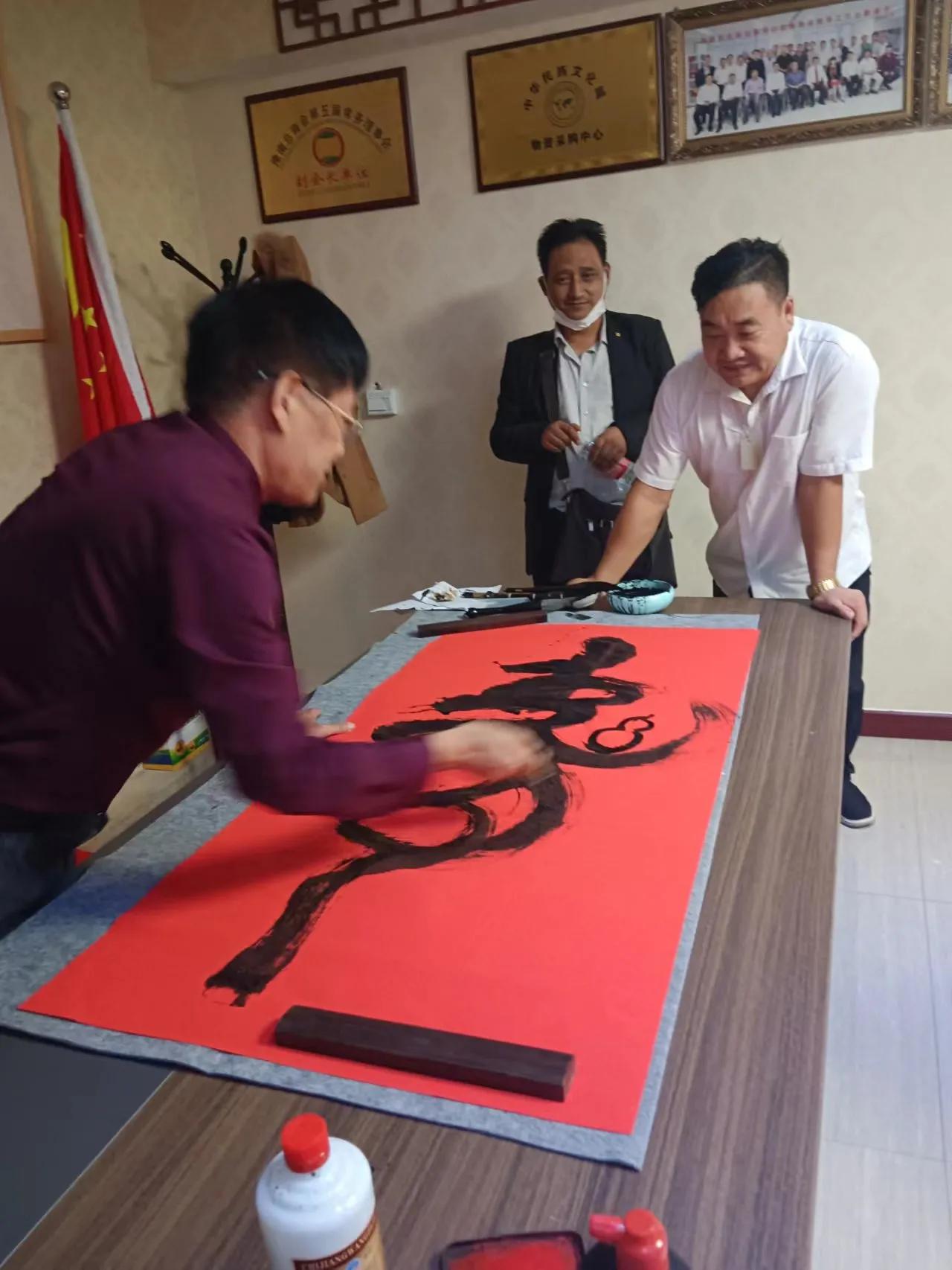 Song Yugang "Morning Enlightenment - Grind" - iNEWS