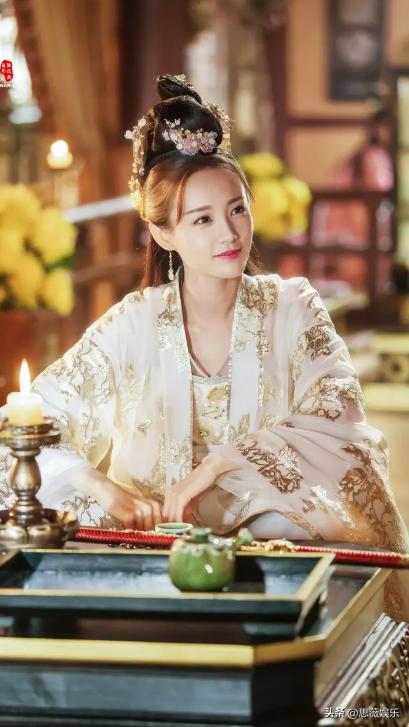 So beautiful!Li Yitong plays Huang Rong again, netizens call: Ye Qing ...