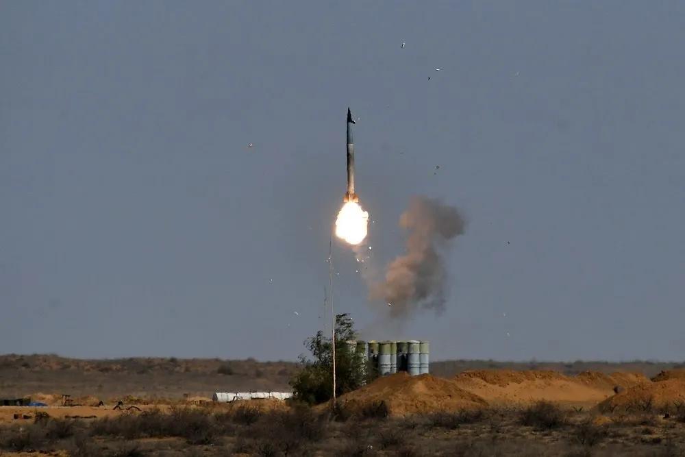 s550 missile defense system, capable of destroying nuclear bombs and ...